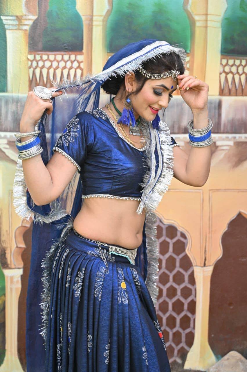 Gori Nagori Photos: Find Latest HD Images, Pictures, Stills & Pics ...