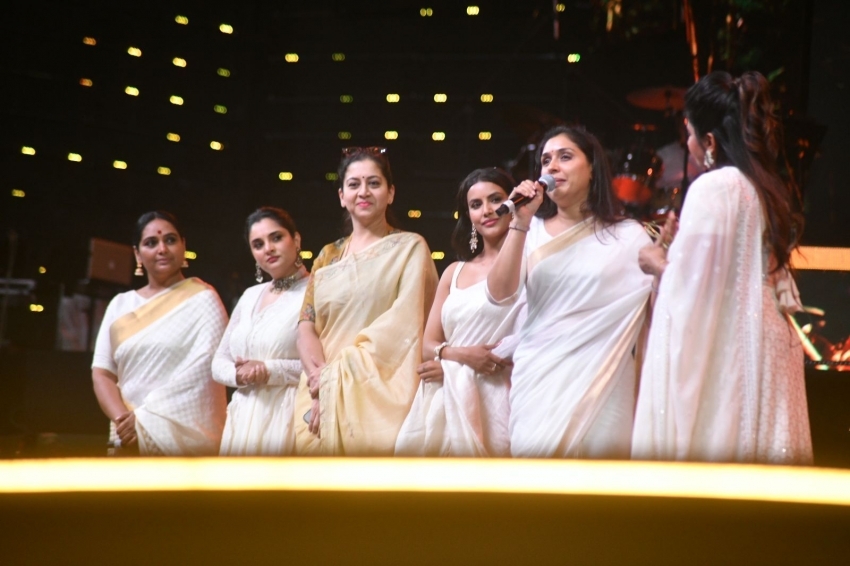 'ಪುನೀತ್ ಪರ್ವ' ಕಣ್ತುಂಬಿಕೊಳ್ಳಲು ಬಂದ ಪವರ್ ಸೆಲೆಬ್ರೆಟಿಗಳು | Puneeth Rajkumar Last Movie Gandhada Gudi ...