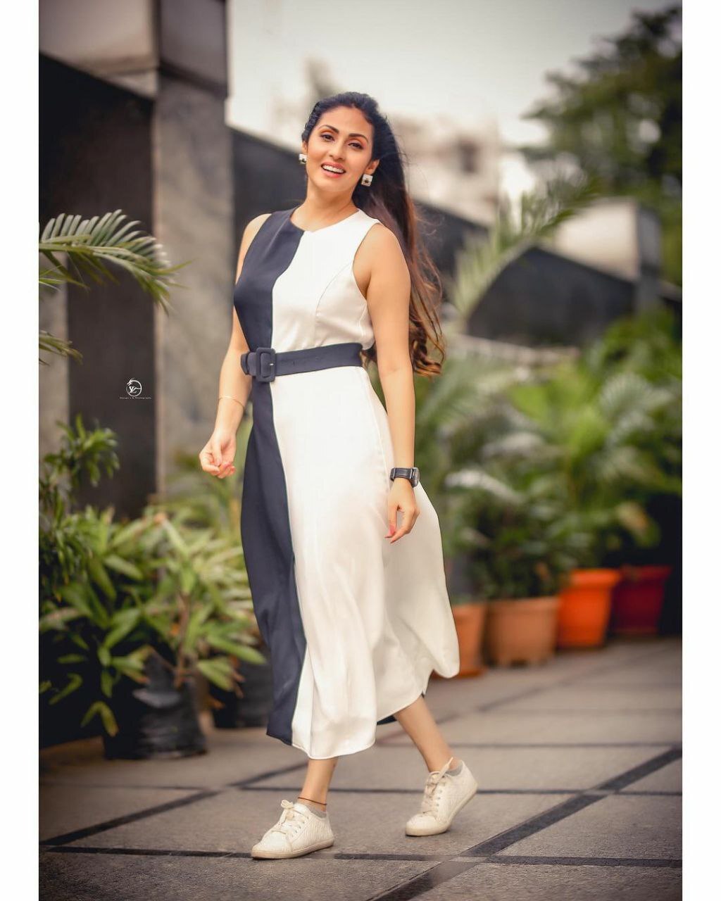 Sadha: సినిమాల్లోకి వచ్చి 20 ఏళ్లయినా గ్లామర్ డోస్ తగ్గలేదు.. లేటెస్ట్ ...