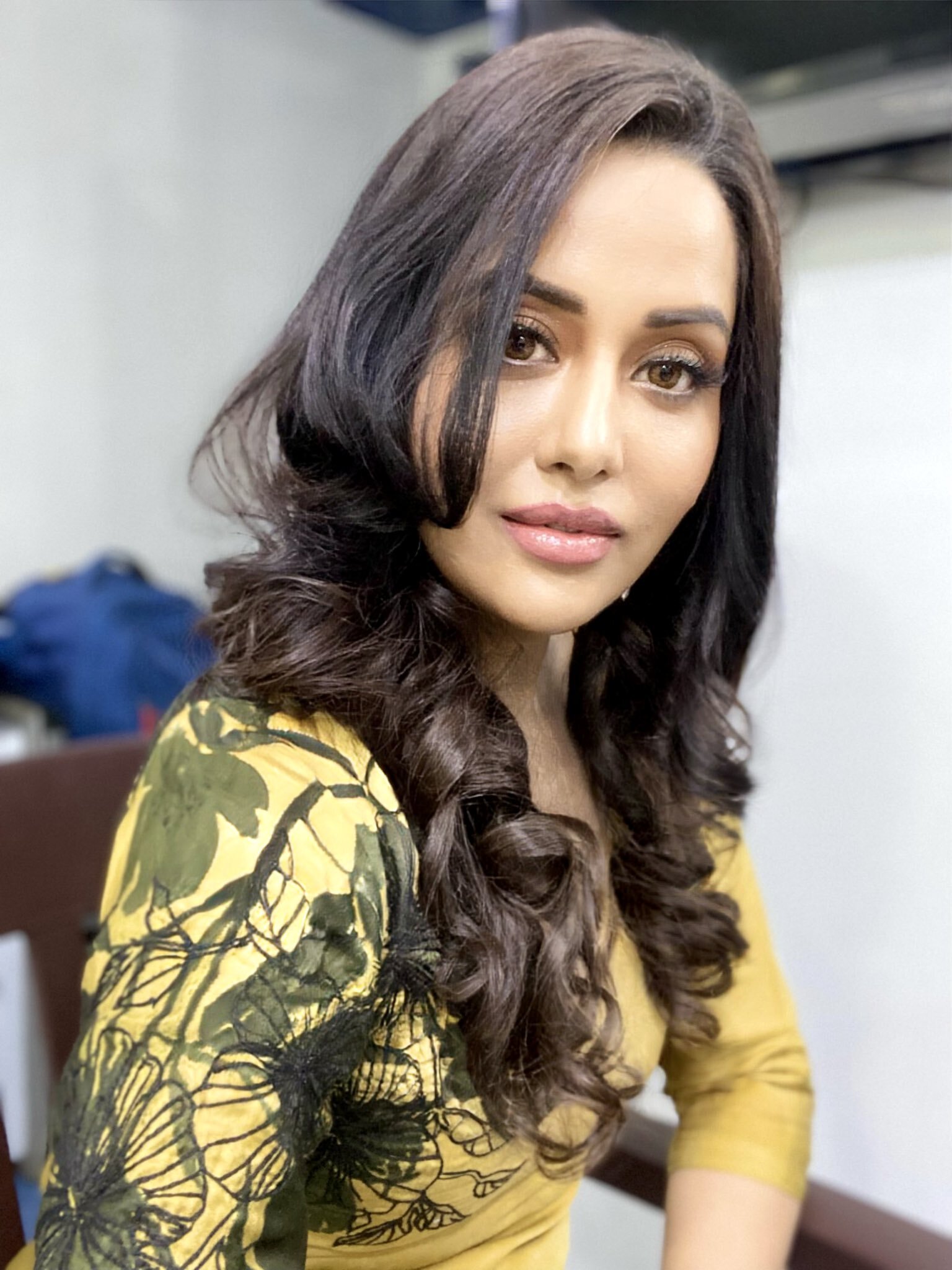 ரைசா ஒரு சைசா கொடுத்த போஸ்..மனதை பதறவிட்ட இளசுகள்..செம ஹாட்டுதான் போங்க! | Actress Raiza Wilson ...