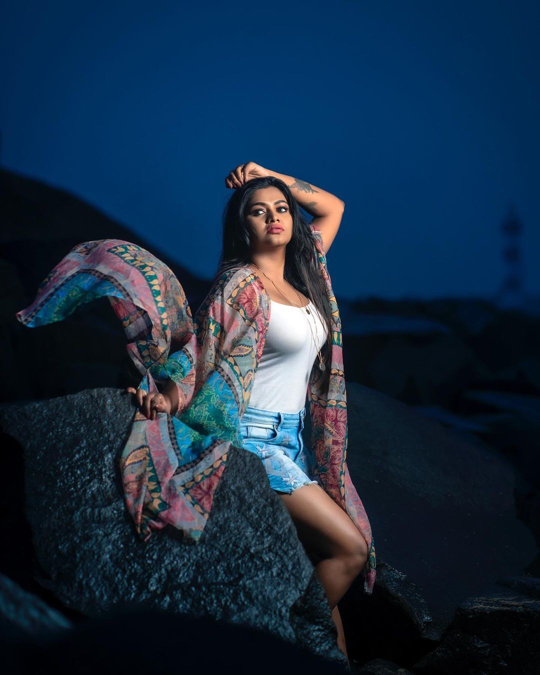 ஆளாளுக்கு இப்படி போஸ் கொடுத்த எப்படி?..திகட்ட திகட்ட குளுமை காட்டிய ...