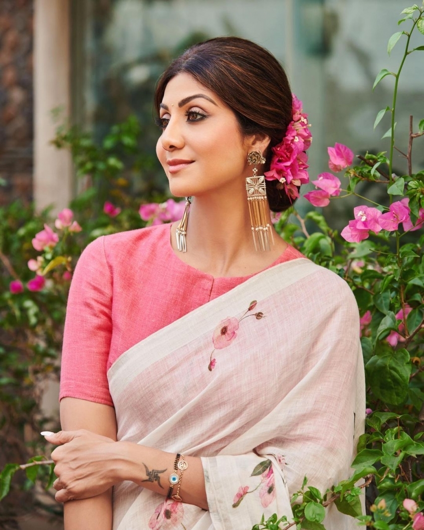 Favourite South Indian Dishes Of Bollywood Superstars - Filmibeat