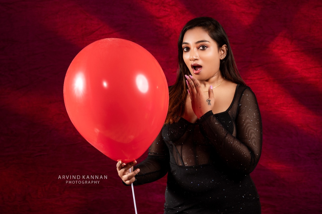 PHOTOS: ஆத்தாடி.. ஹார்ட் பீட்டை எகிற வைக்கும் இன்ஸ்டா மாடல்.. சூர்ய பிரபாவின் நச் க்ளிக்ஸ் ...