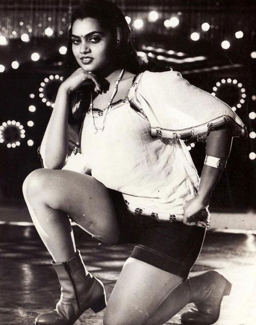 Silk Smitha Life Journey : Mysterious Death, Forced Marriage & Glamour Doll - Filmibeat