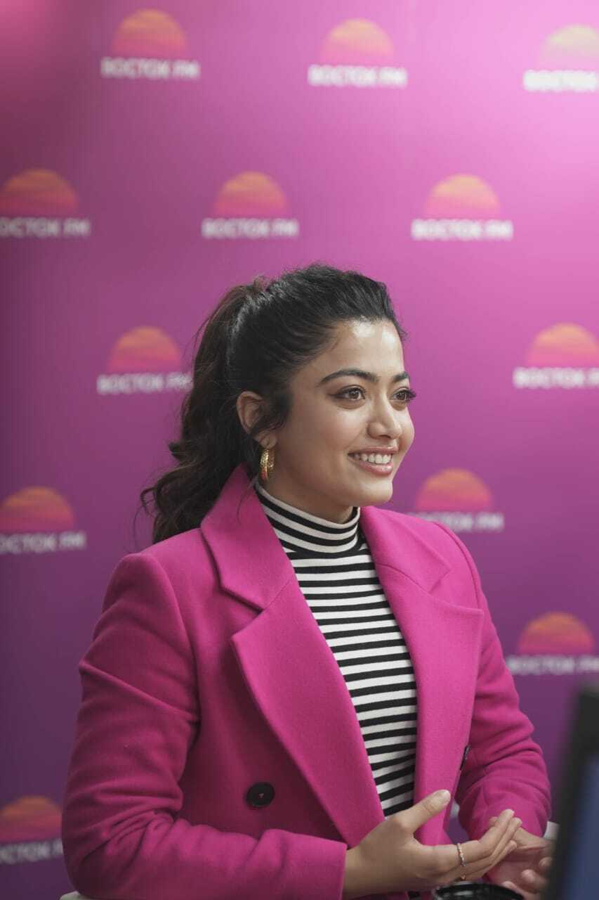 Allu Arjun and Rashmika Mandanna Promote Pushpa: The Rise In Russia ...