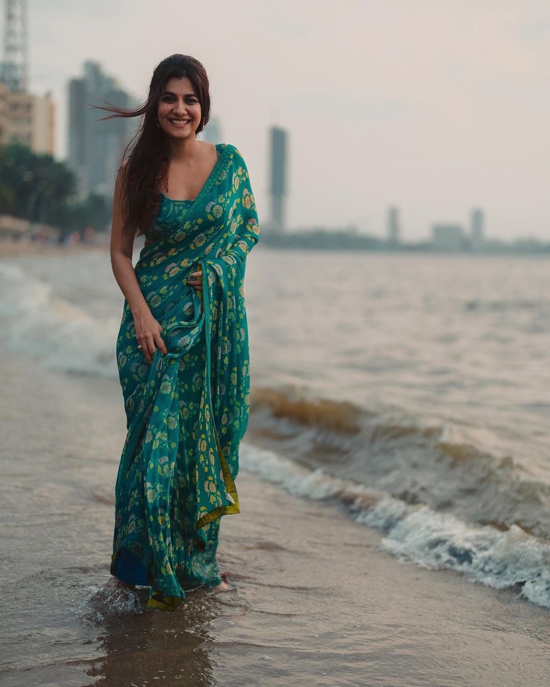 Shreya Dhanwanthary: హద్దు లేకుండా తెలుగు నటి అందాల ఆరబోత.. అన్ని పార్ట్స్ చూపిస్తూ స్టన్ ...