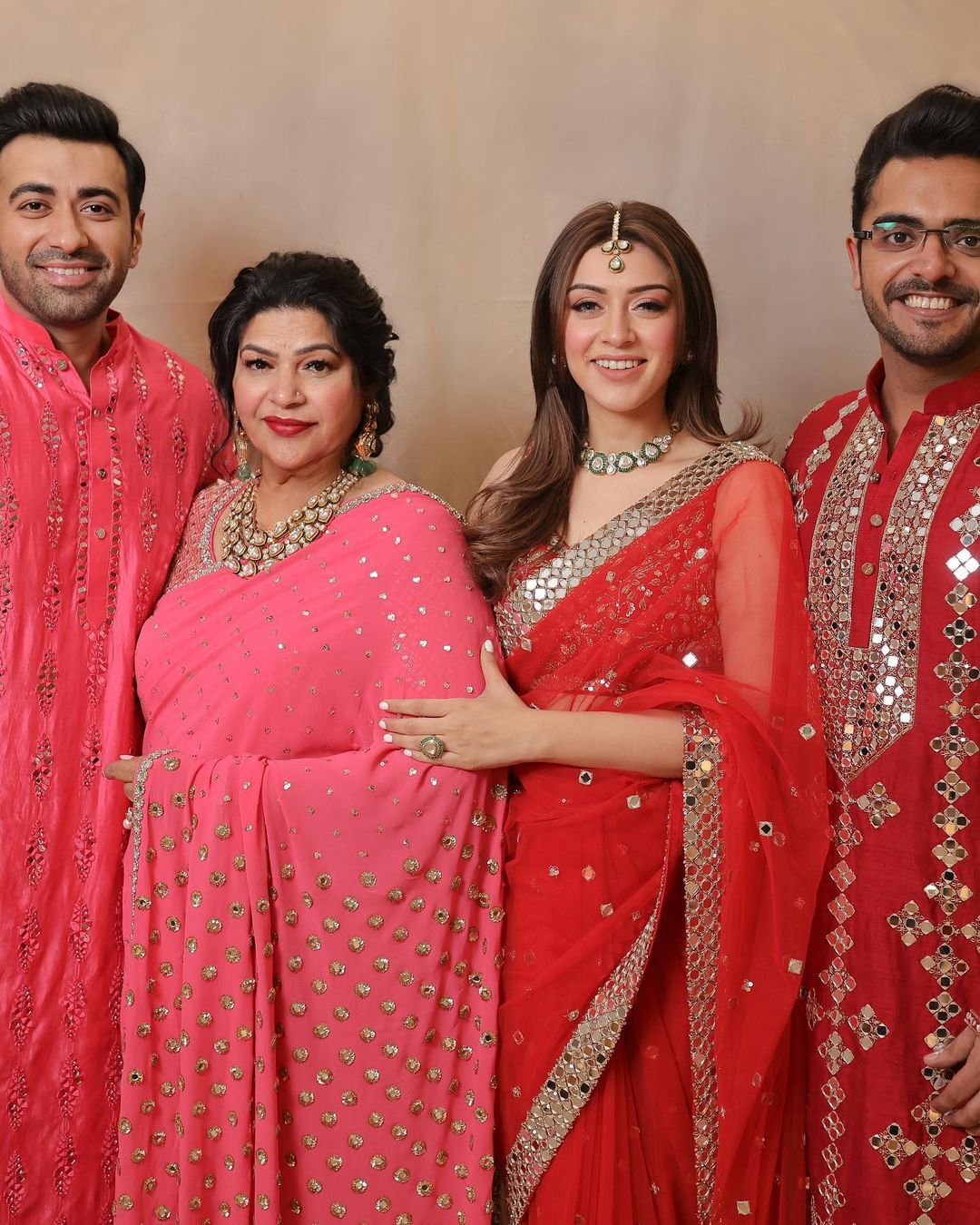 Hansika Motwani Shares New PICS From Pre-Wedding Festivities; Looks ...