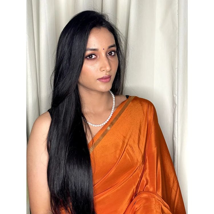ಕೇಸರಿ ಸೀರೆಯುಟ್ಟು ಮಿಂಚಿದ 'ಕೆಜಿಎಫ್ 2' ಸುಂದರಿ ಶ್ರೀನಿಧಿ ಶೆಟ್ಟಿ! | KGF ...