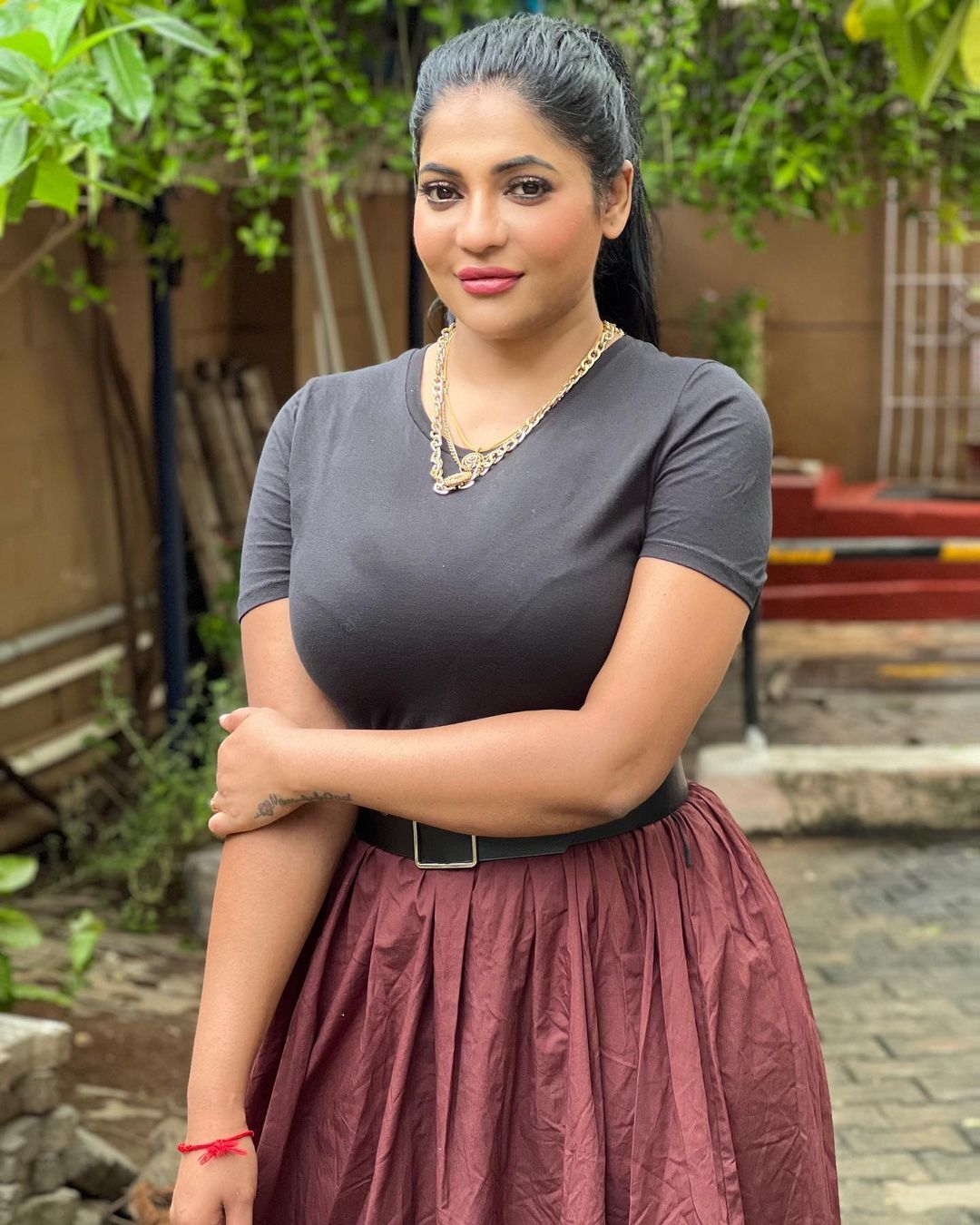 PHOTOS : சீ..சீ..என்ன பழக்கம் இது?சின்ன புள்ள போல..ரேஷ்மா பசுபுலேட்டியை ...