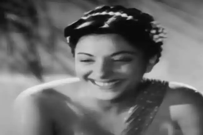 See How Bikni Evolution In Bollywood Through Decades Filmibeat 