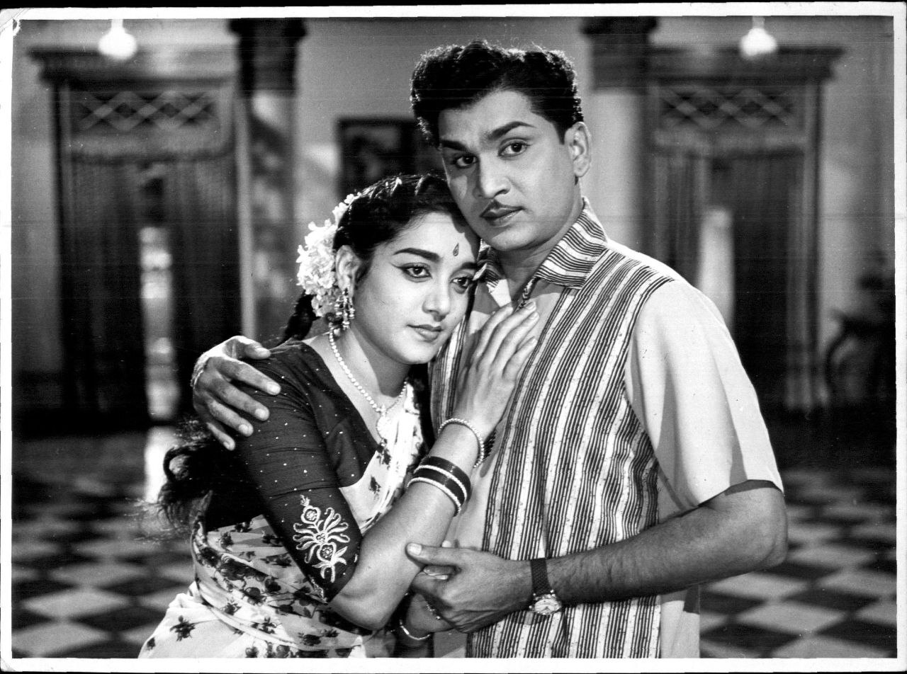 Actress Jamuna: మిరెప్పుడు చూడని జమున రేర్ ఫొటోస్.. ఆస్తుల విలువ ఎంతో తెలుసా.. | Actress Jamuna ...