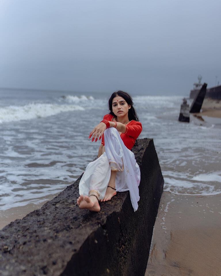 20+ Anaswara Rajan Photos: Find Latest HD Images, Pictures, Stills ...