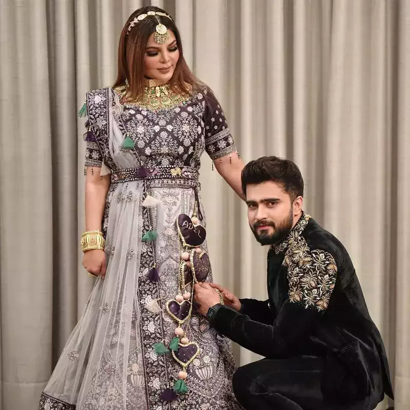 Rakhi Sawant Gets Married To Adil Durrani and Changes Her Name To ...
