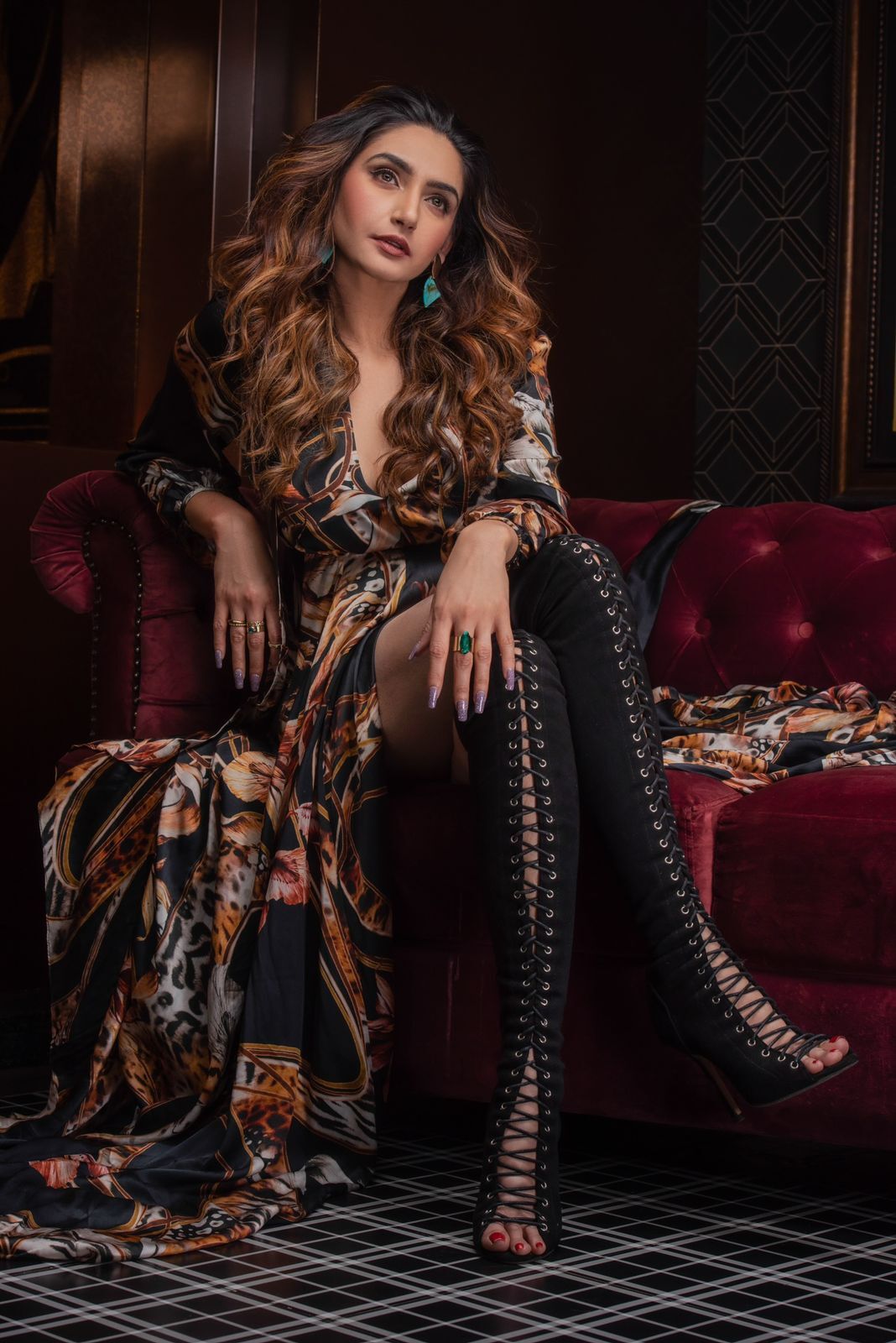 Ragini Dwivedi: ರಂಗ್‌ಬಿರಂಗಿ ಡ್ರೆಸ್‌ನಲ್ಲಿ ರಾಗಿಣಿ ಹಾಟ್ ಲುಕ್.. ಹುಡುಗರ ...