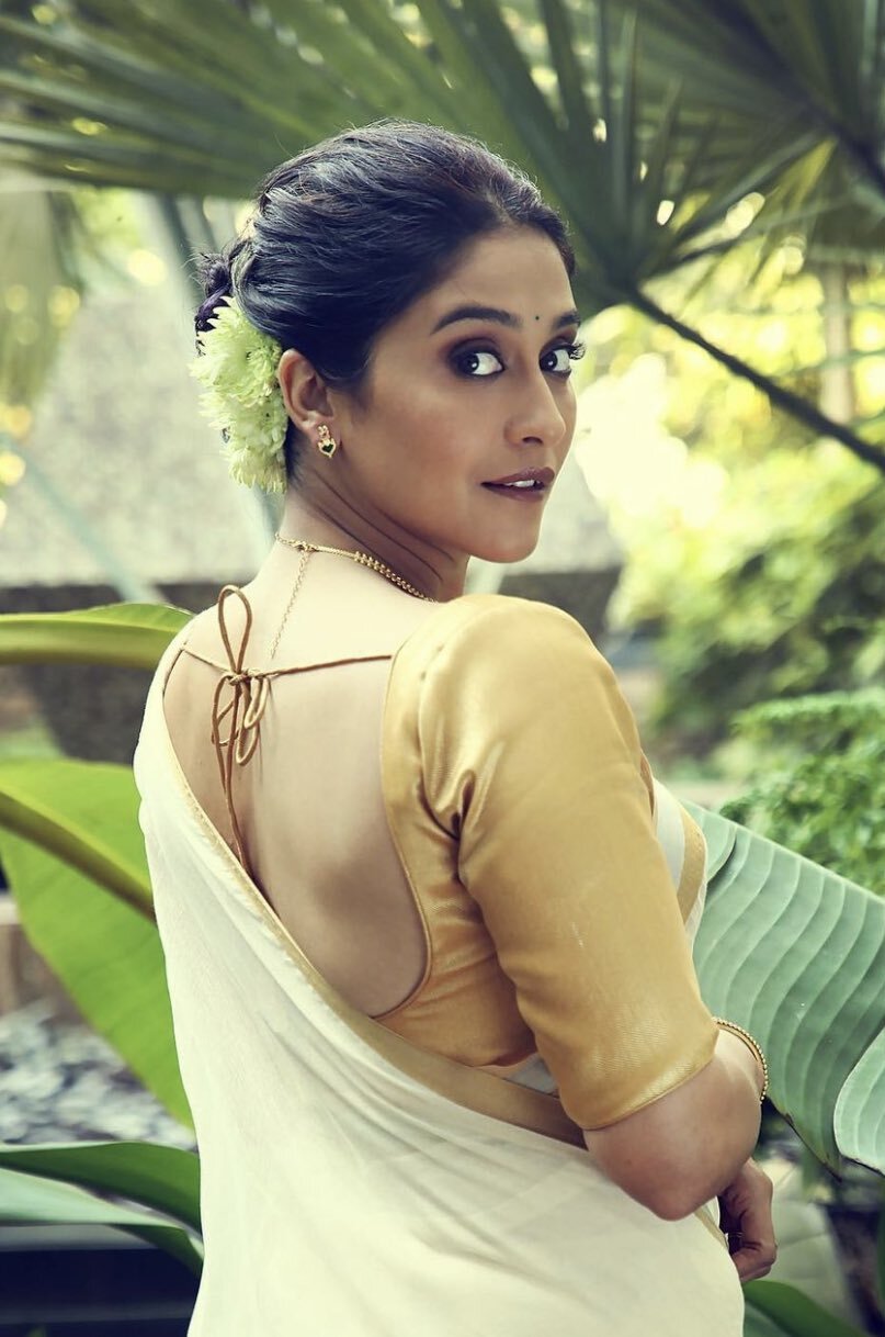 Regina Cassandra: హాట్ షోతో హీటు పెంచేసిన రెజీనా.. అరాచకమైన ఫోజులతో ...