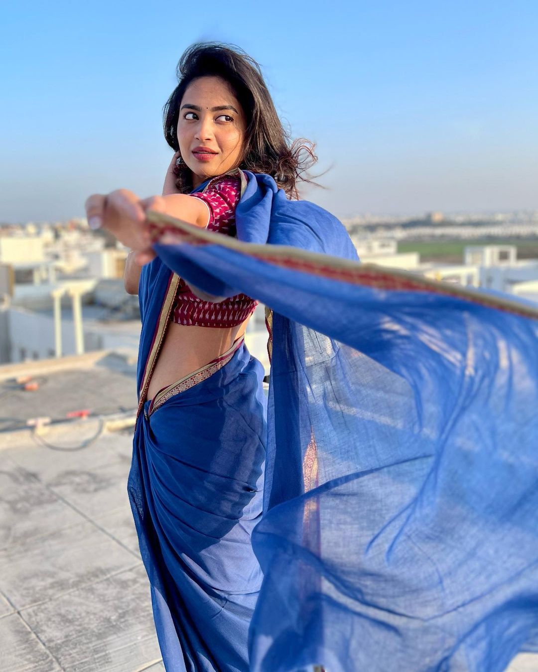 Alekhya Harika: దేత్తడి హారిక అందాల ఆరబోత.. వయ్యారంగా పోజులిస్తూ హాట్ ఫొటోలు | Bigg Boss Fame ...