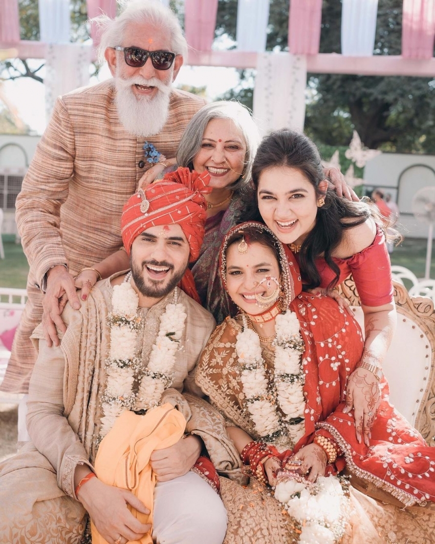 Chake De India Fame Chitrashi Rawat married her boyfriend Dhruvaditya ...