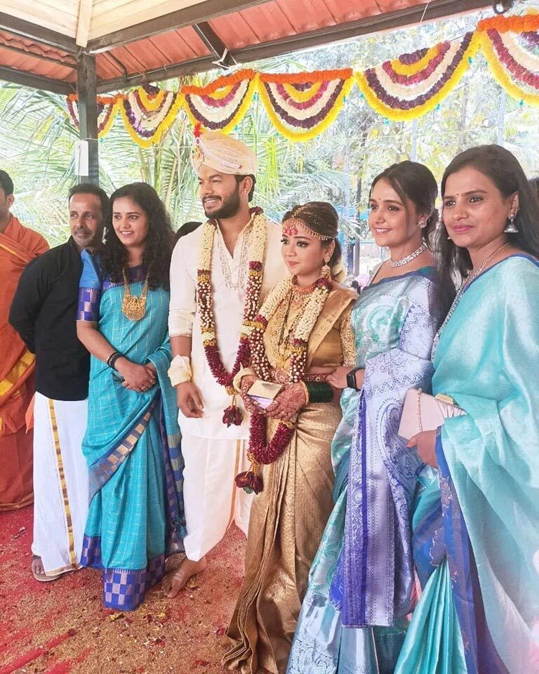 Kannada TV Show Paru Fame Siddu Moolimani And Priya J Achar Wedding Photos - Filmibeat