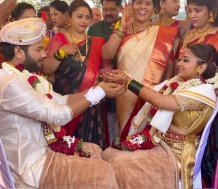 Kannada TV Show Paru Fame Siddu Moolimani And Priya J Achar Wedding ...