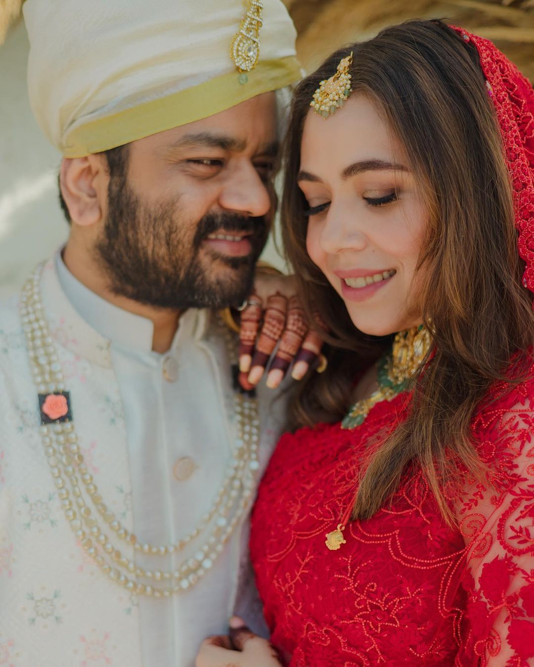 Maanvi Gagroo & Kumar Varun Get Married, Their Stunning Wedding Photos ...