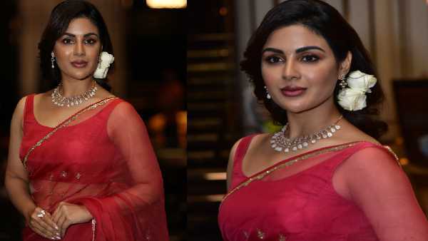 Samyuktha Menon స్లీవ్ లెస్ జాకెట్‌లో సంయుక్త మీనన్.. కనుసైగతోనే ...