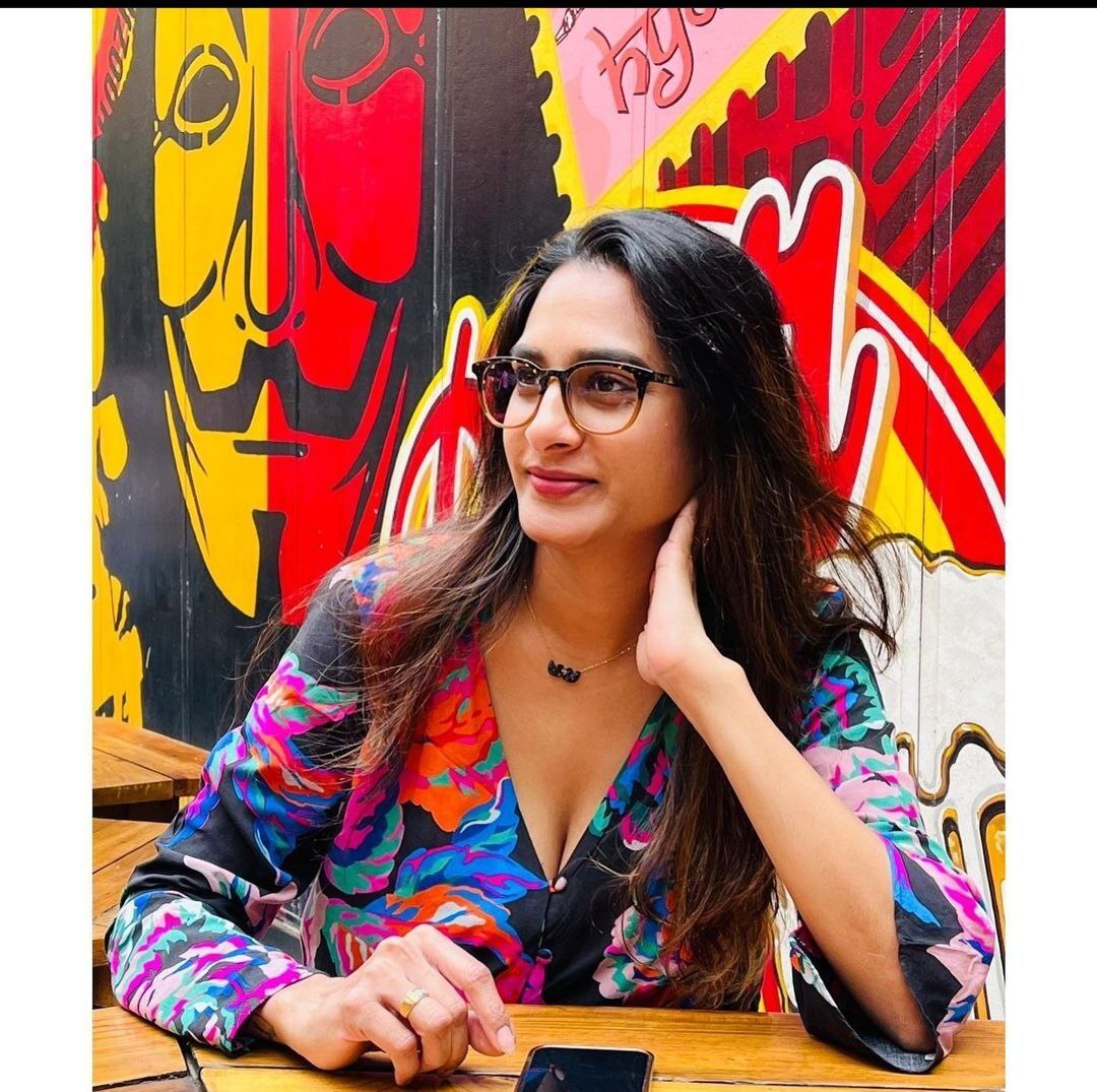 Surekha Vani: గ్లామర్ తో హీటెక్కిస్తున్న సురేఖవాణి.. ఇలా చూస్తే ఎవరైనా ...