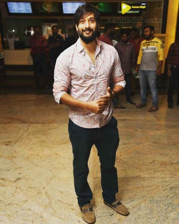 Actor Chetan Kumar Arrested For 'Objectionable' Tweet On Hindutva ...
