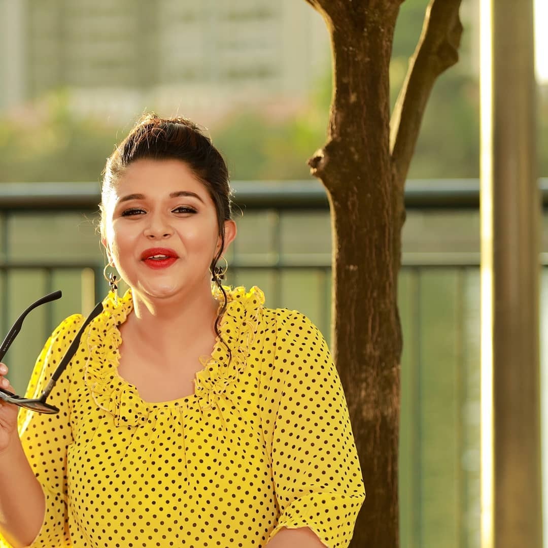 Angeline Maria Photos: Find Latest HD Images, Pictures, Stills & Pics ...