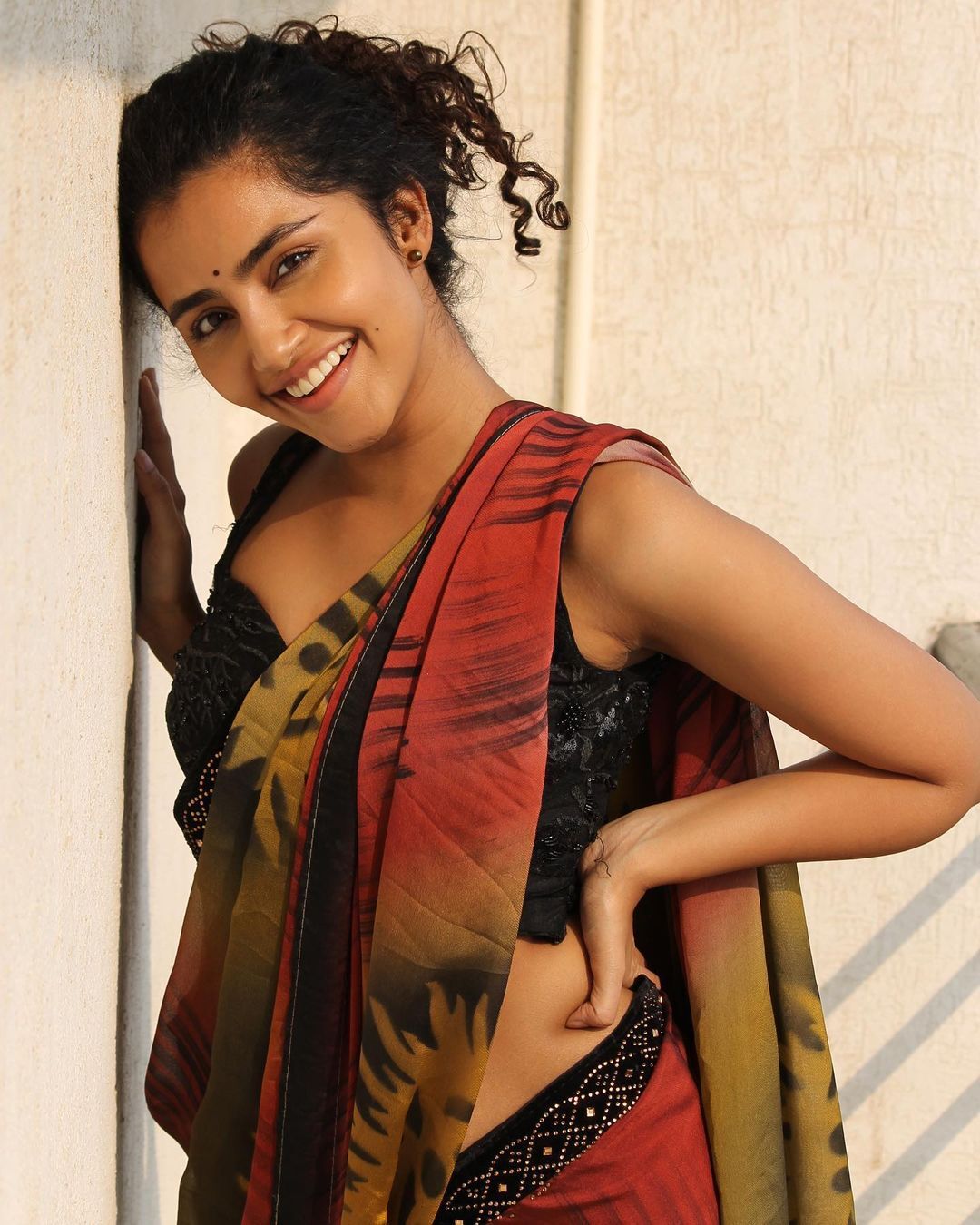 Anupama Parameswaran: హద్దు దాటిన అనుపమ పరమేశ్వరన్ హాట్ షో.. ఆ భంగిమలు ...