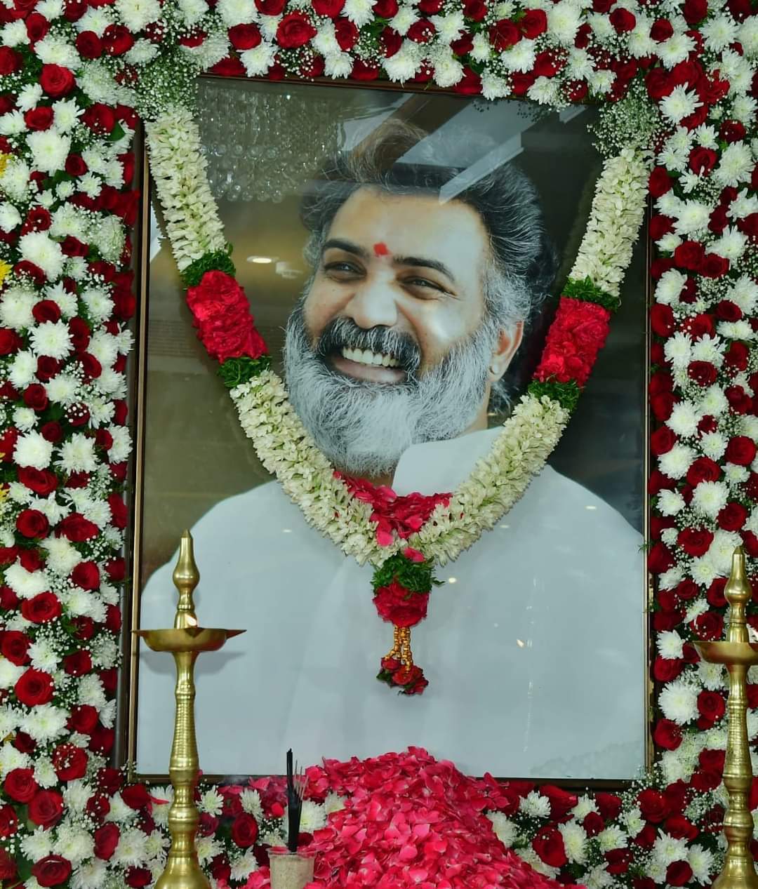 Nandamuri Tarakaratna Pedda Karma Stills - Filmibeat