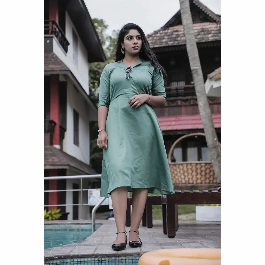 Reneesha Rahiman Photos: Find Latest HD Images, Pictures, Stills & Pics ...