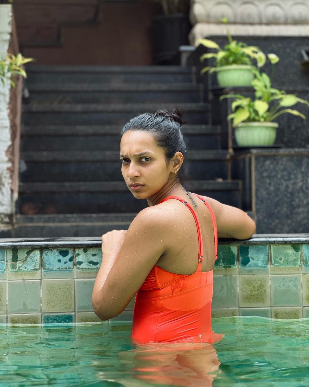 PHOTOS: தம்மாத்துண்டு பிகினியில் சார்பட்டா நடிகை.. சஞ்சனா நடராஜனின் ஸ்டன்னிங் போஸ்! | Sanchana ...