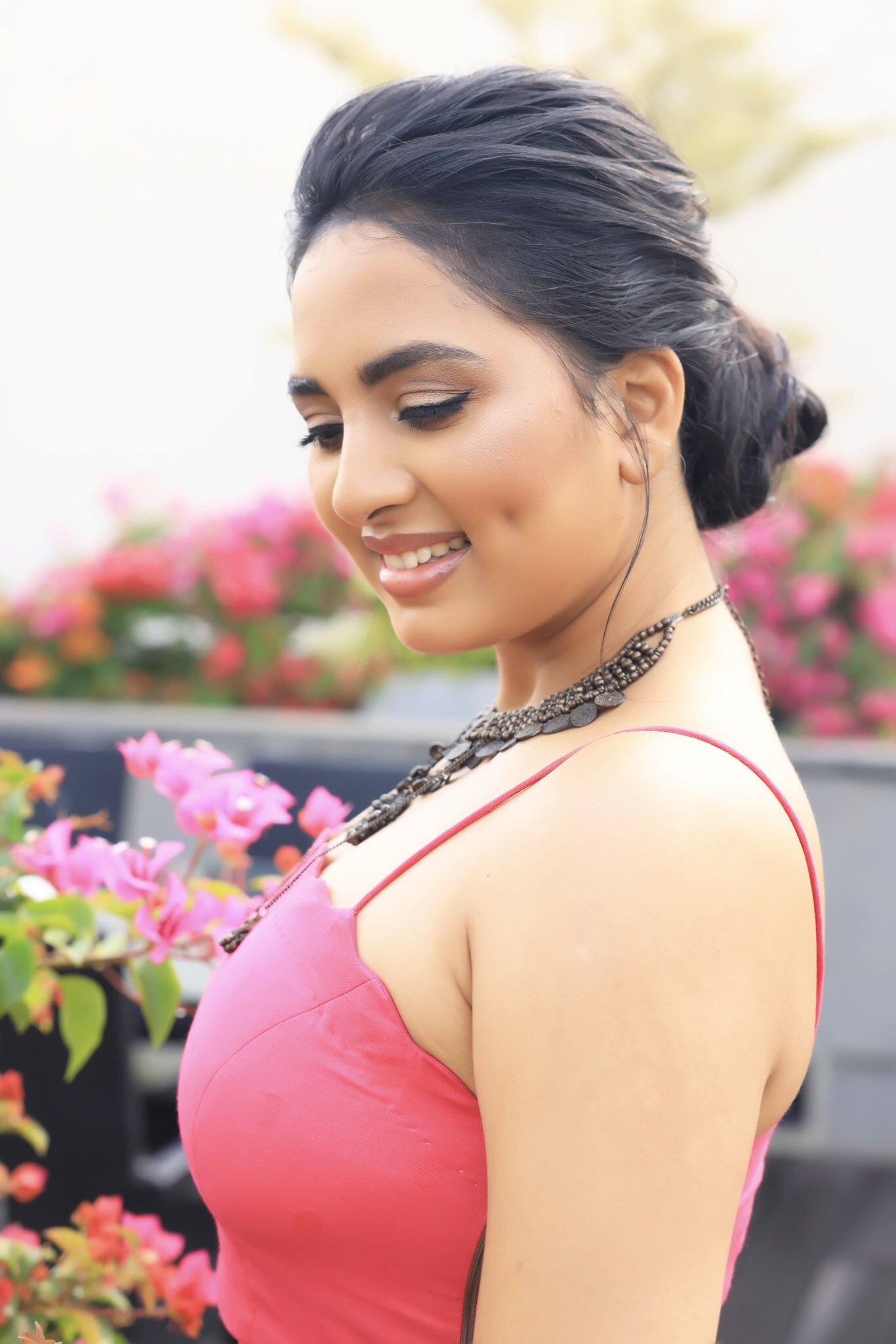 அடுத்த ரவுண்டிற்கு தயாராகும் ஸ்ருஷ்டி டாங்கே.. க்யூட் போட்டோஸ் இதோ! | Actress Shrusti Dange's ...