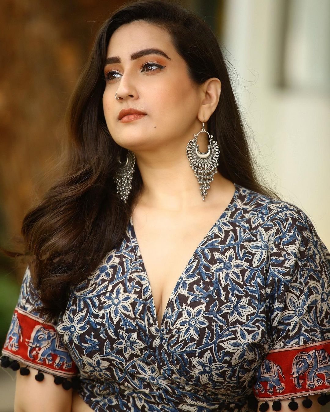 Anchor Manjusha: రోజురోజుకు మరీంత గ్లామర్ డోస్ పెంచుతున్న సీనియర్ ...