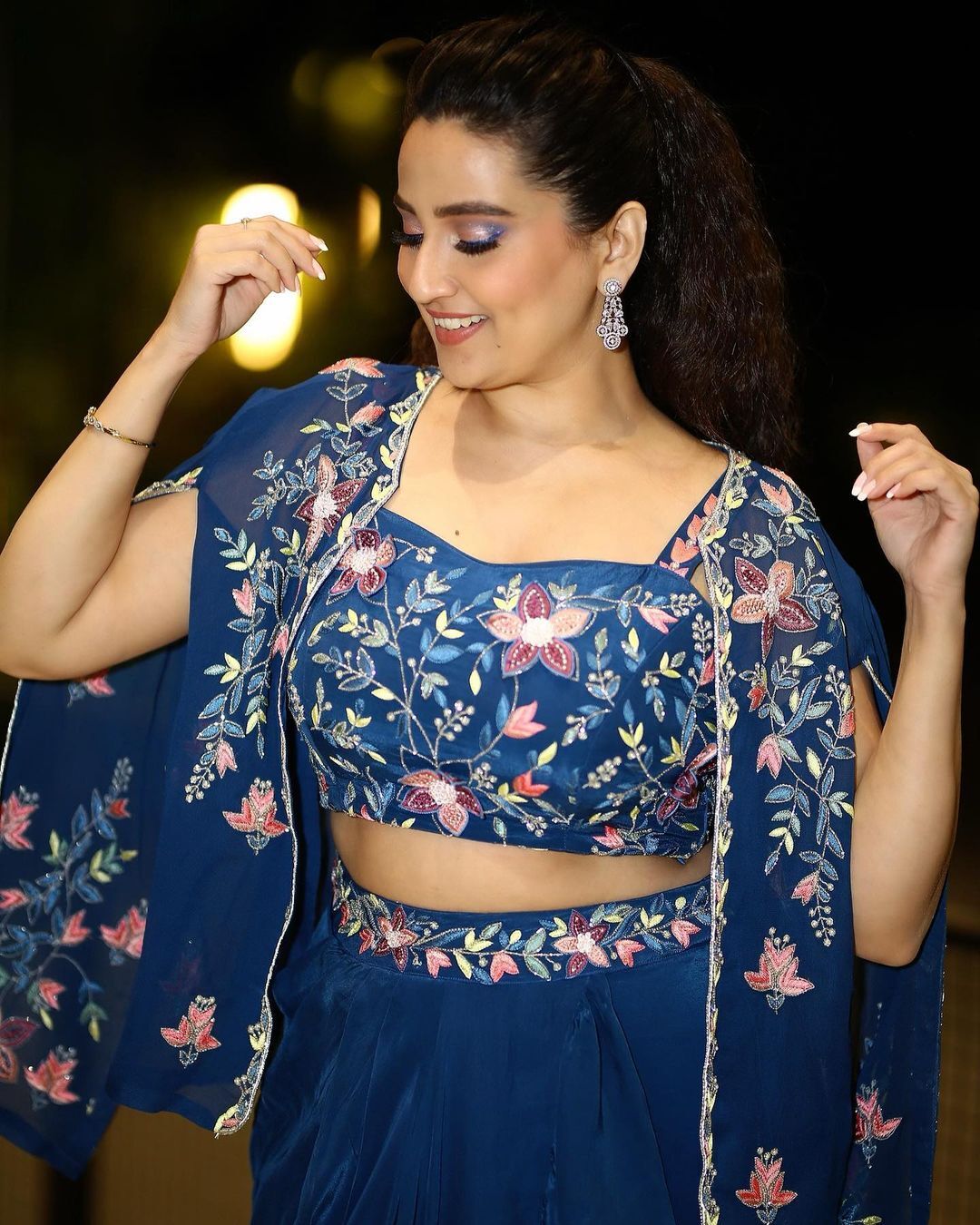 Anchor Manjusha: రోజురోజుకు మరీంత గ్లామర్ డోస్ పెంచుతున్న సీనియర్ ...