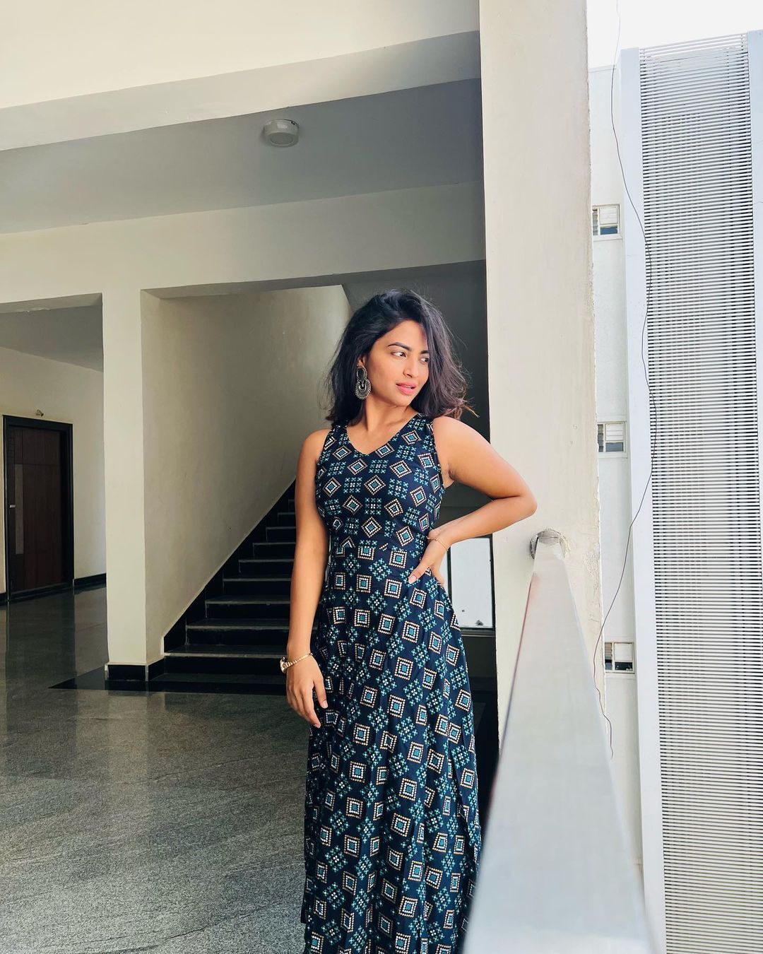 Alekhya Harika: గవ్వల రవికలో దేత్తడి పిల్ల హాట్ షో.. నాభి అందాలు ...