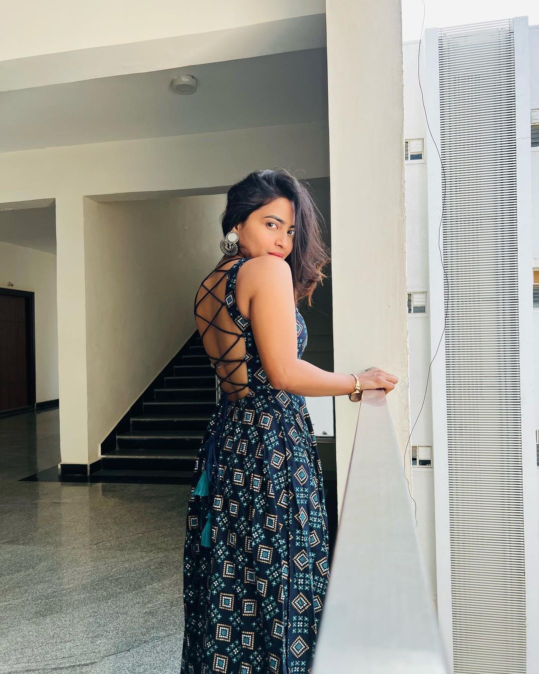 Alekhya Harika: గవ్వల రవికలో దేత్తడి పిల్ల హాట్ షో.. నాభి అందాలు ...