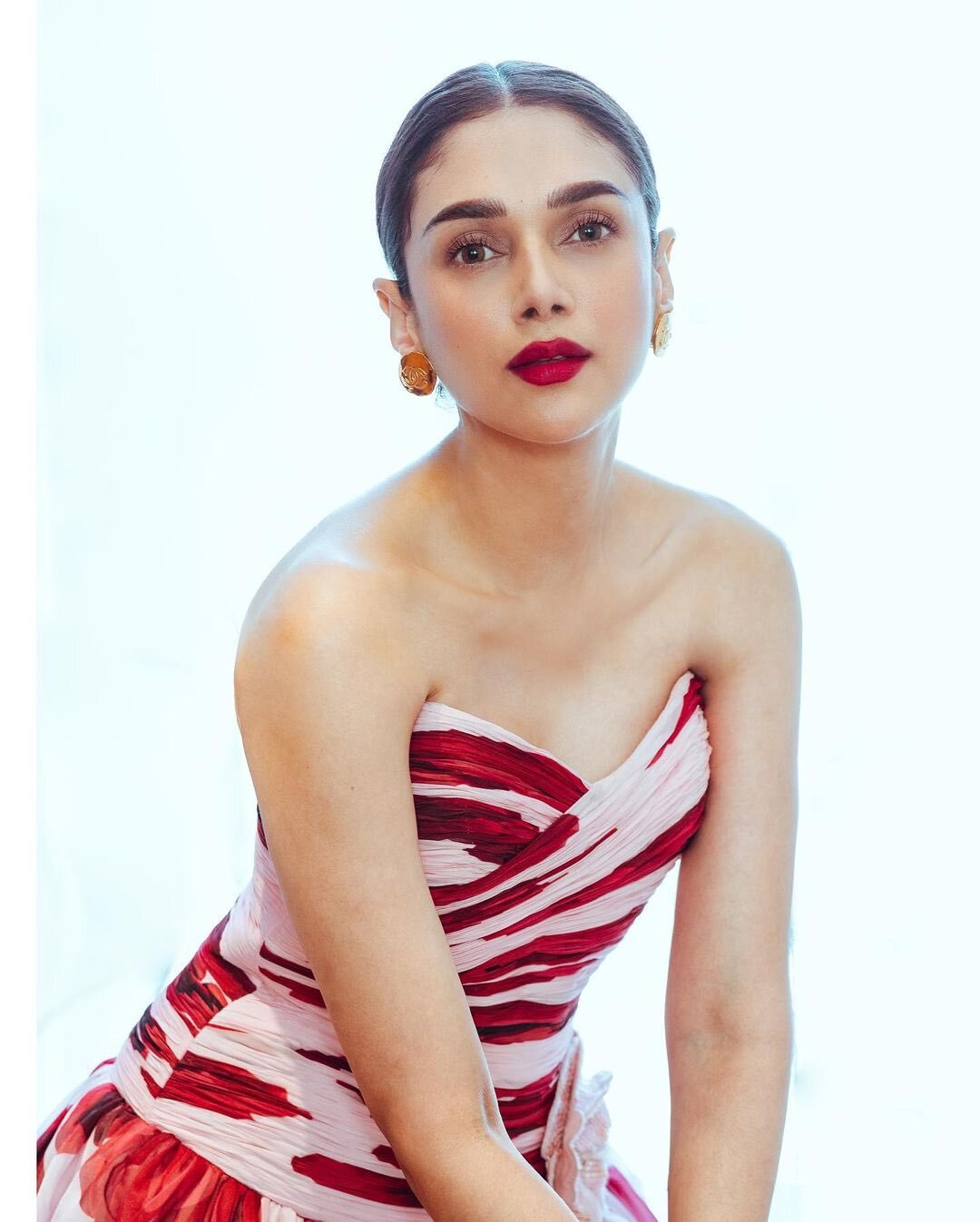 Aditi Rao Hydari: ఓ రేంజ్‌లో రెచ్చిపోయిన అదితి.. విచిత్రమైన ...
