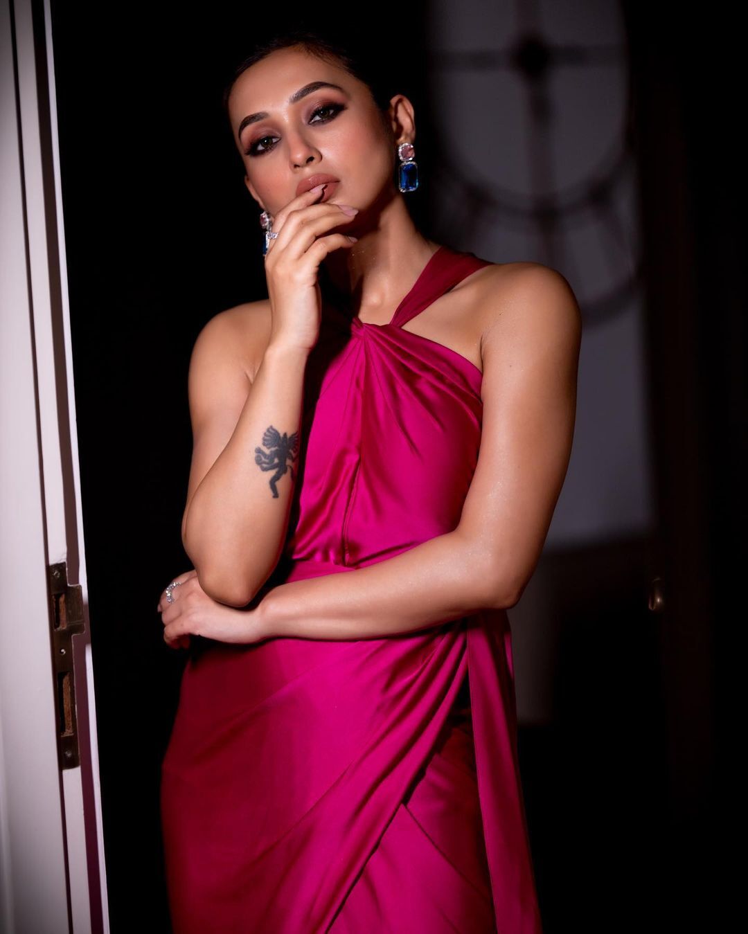 30 Mimi Chakraborty Photos Find Latest Hd Images Pictures Stills And Pics Filmibeat