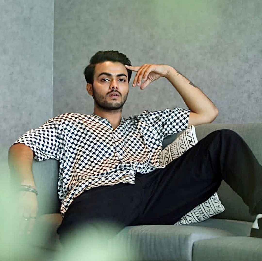 Sparsh Shrivastava Photos: Find Latest HD Images, Pictures, Stills ...