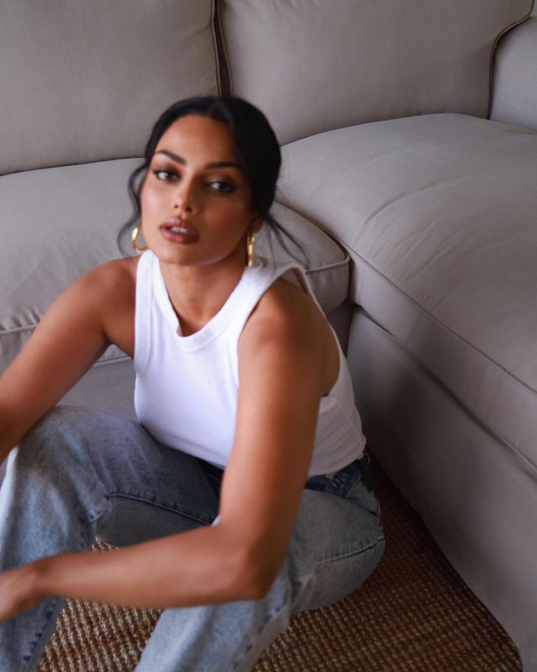 70+ Chandrika Ravi Photos: Find Latest HD Images, Pictures, Stills ...