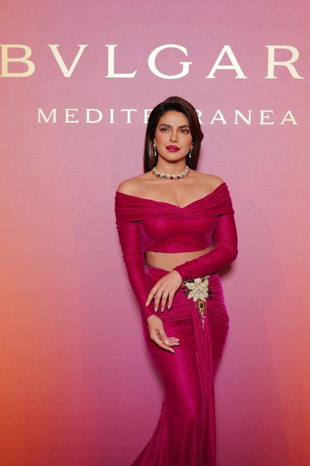 Priyanka Chopra stuns in a rose red ensemble, shares the stage with ...