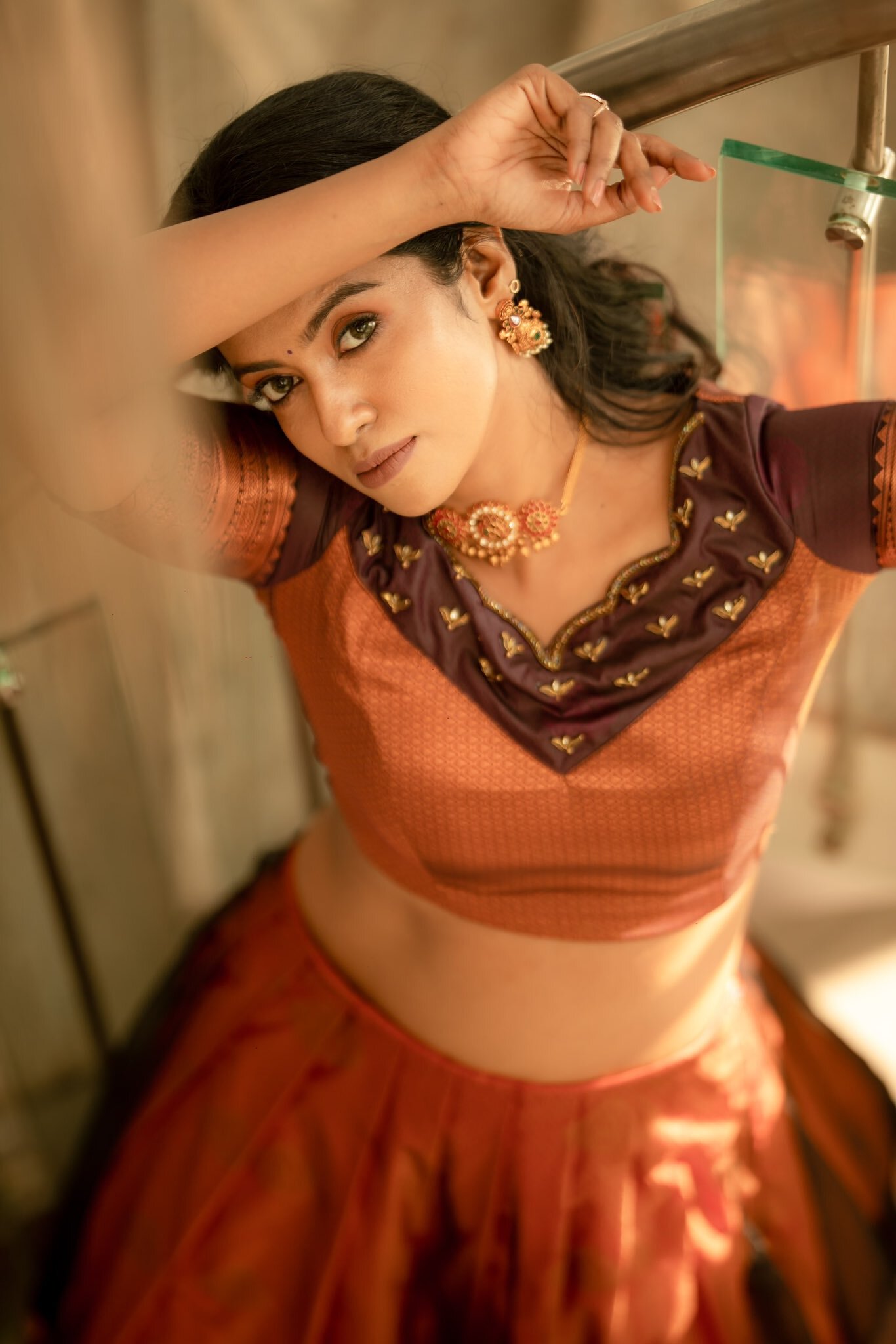 Roshni Haripriyan Photos: Find Latest HD Images, Pictures, Stills ...