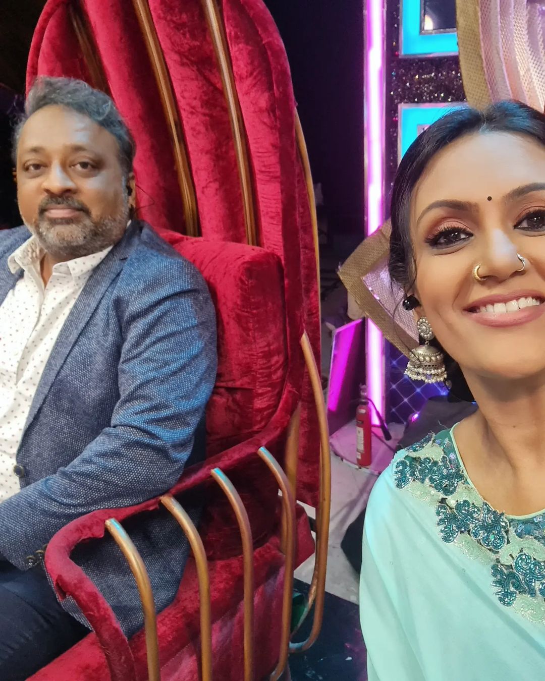 PHOTOS: அடேங்கப்பா.. தி கேரளா ஸ்டோரி நடிகை தேவதர்ஷினியா இது.. வேற லெவல் லுக்கில் மிரட்டல்! | The ...