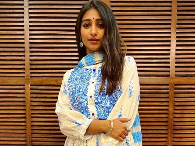 रीवा की राजकुमारी ने शादी के बाद छोड़ा एक्टिंग करियर, अब संभाल रहीं हैं ...