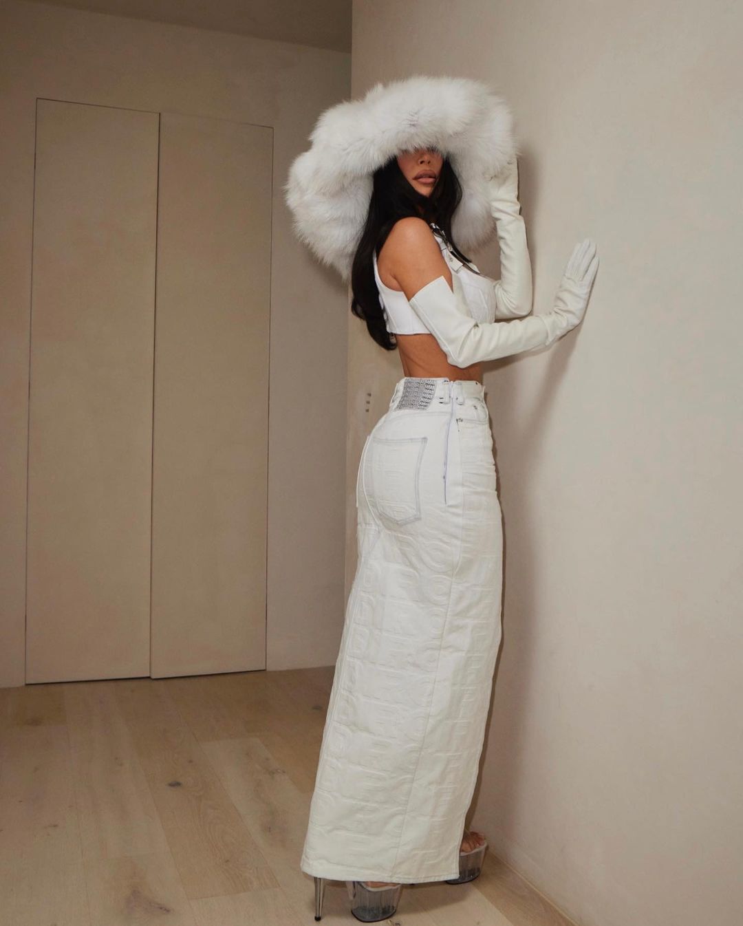Fashion Goddess Kim Kardashian: Redefining Glamour with Every Outfit ...