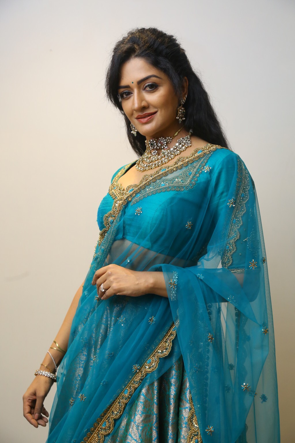 Vimala Raman వయసు పెరిగినా వన్నె తగ్గని విమలా రామన్.. ముదురు వయసులో ...