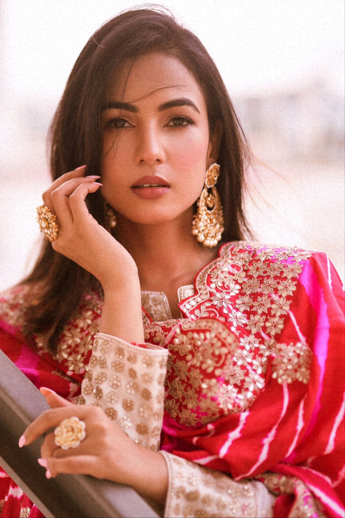 Sonal Chauhan: బాలయ్య హీరోయిన్ సోయగాల వల.. ఒంటిపై బట్టలే నిలవట్లేదు ...