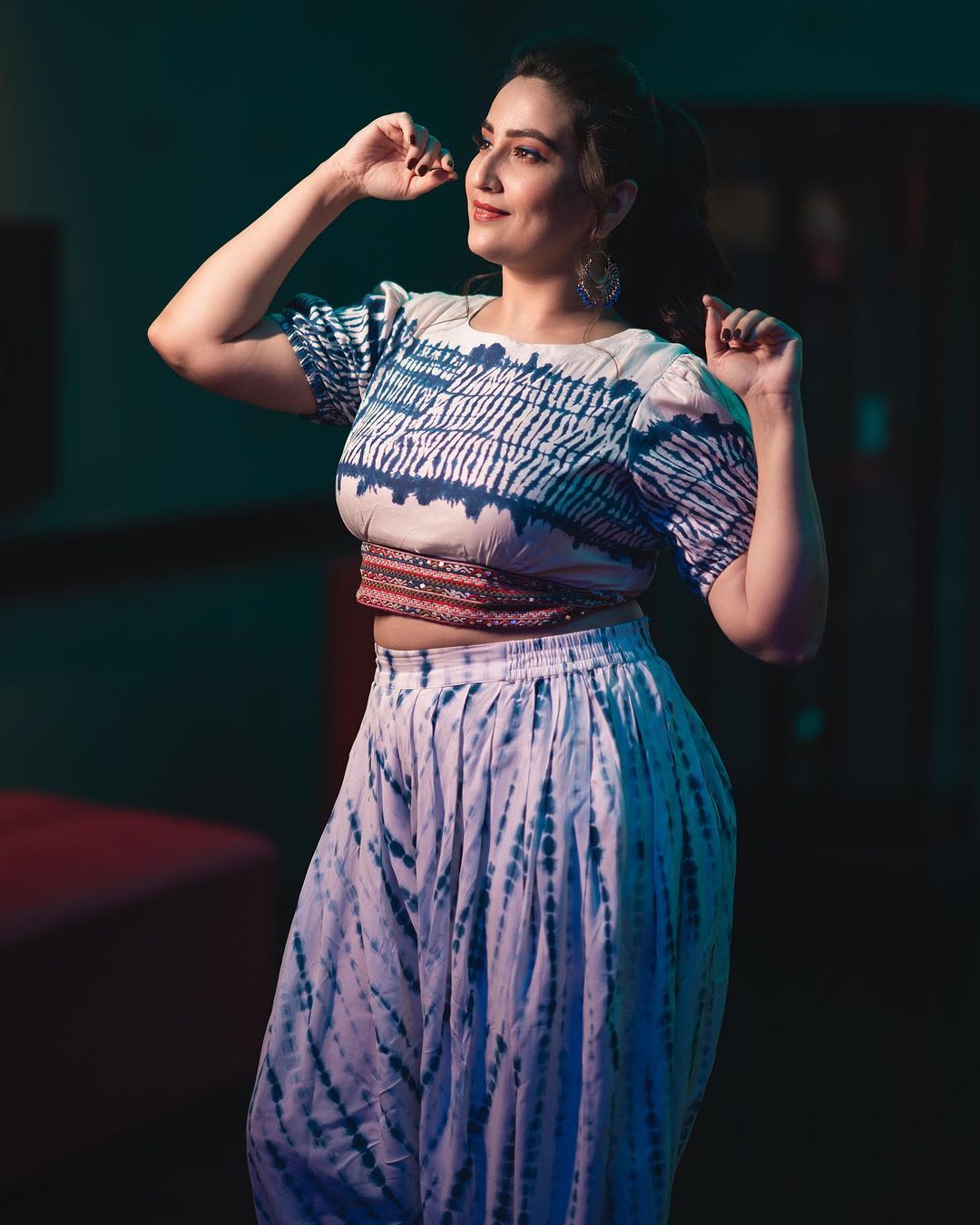 Anchor Manjusha అందాల జాతర: స్టన్నింగ్ ఫొటోలతో హాట్ షో | Anchor ...