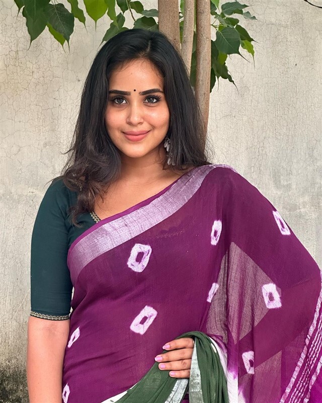 20+ Kanmani Manoharan Photos: Find Latest HD Images, Pictures, Stills ...